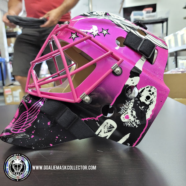 Bret Hitman Hart Signed Goalie Mask Entertainment Collection! – ARMORI ...