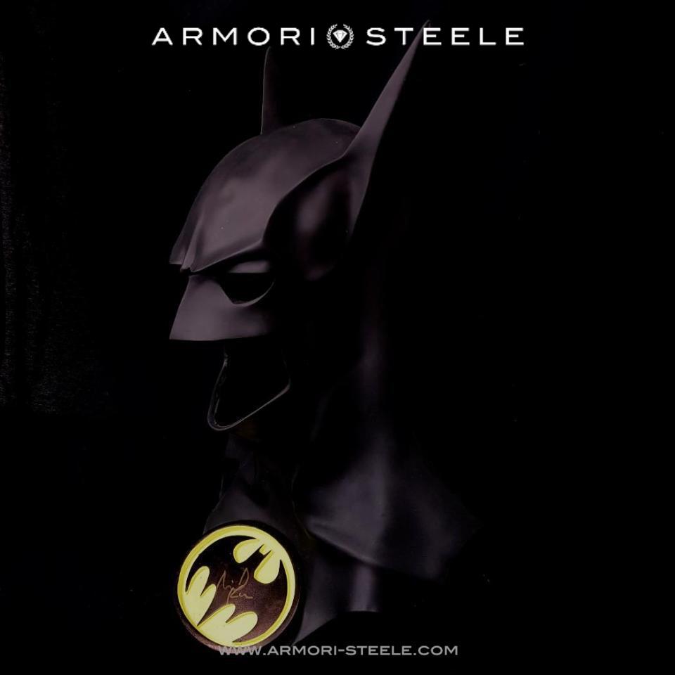 BATMAN COWL SIGNED MICHAEL KEATON AUTOGRAPHED PREMIUM LIMITED AS EDITI ...