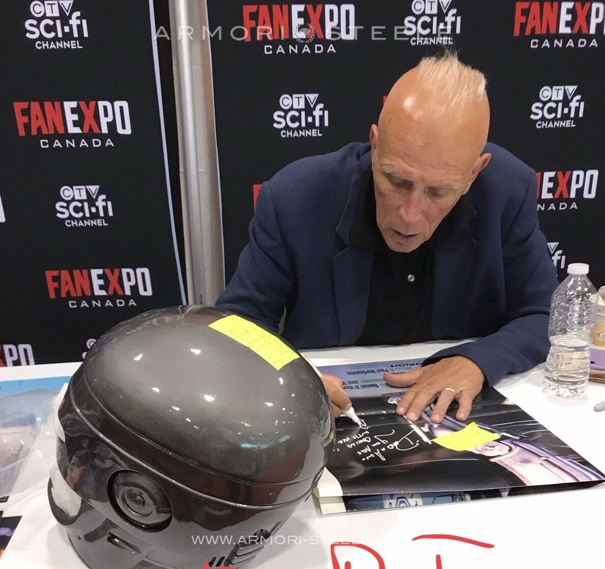 ROBOCOP HELMET SIGNED BY PETER WELLER STANDARD EDITION FULL SCALE 1:1 ...